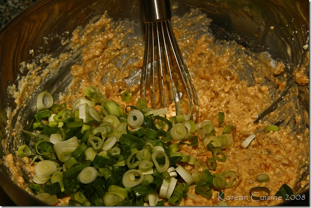 Korean Cuisine: Kimchi Jun - Korean Style Kimchi Pancakes - (김치전)